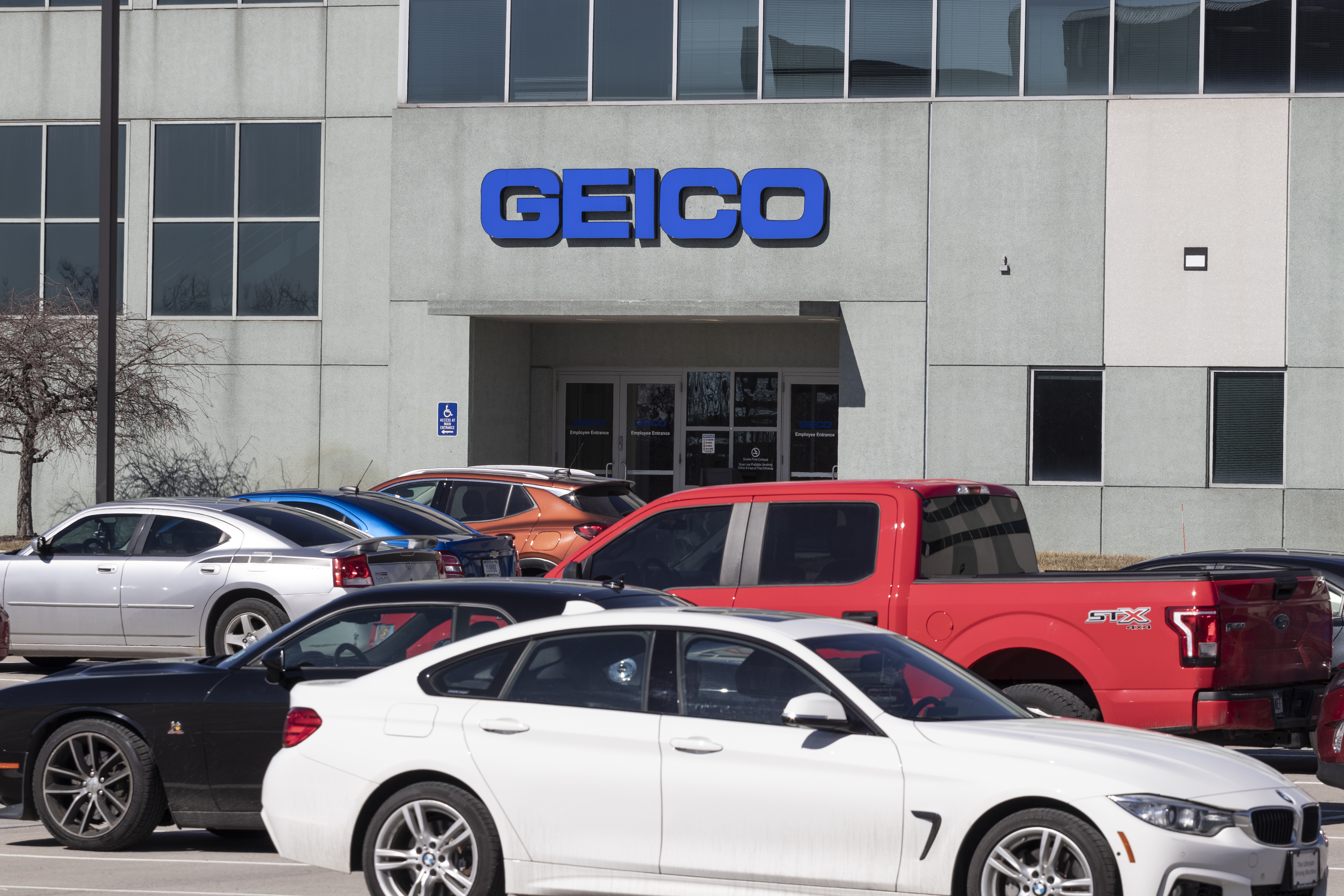 GEICO is No Longer Insuring Tesla’s Cybertruck